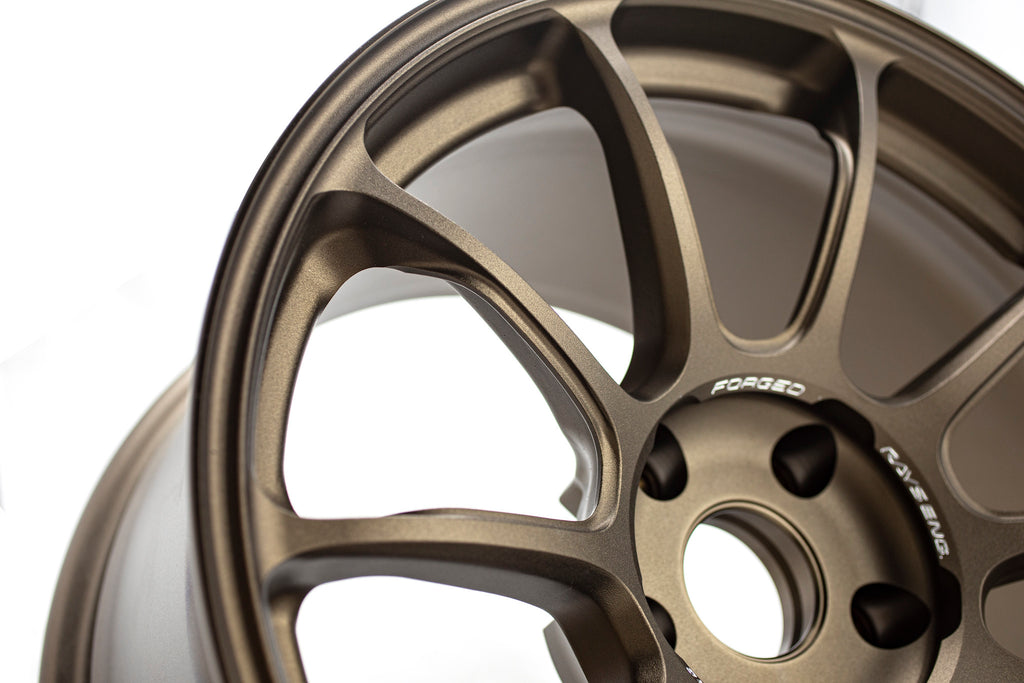 Volk Racing ZE40 - 18x10 / +24 / 5x120 - Bronze Almite (BMW E46 / E9x ...