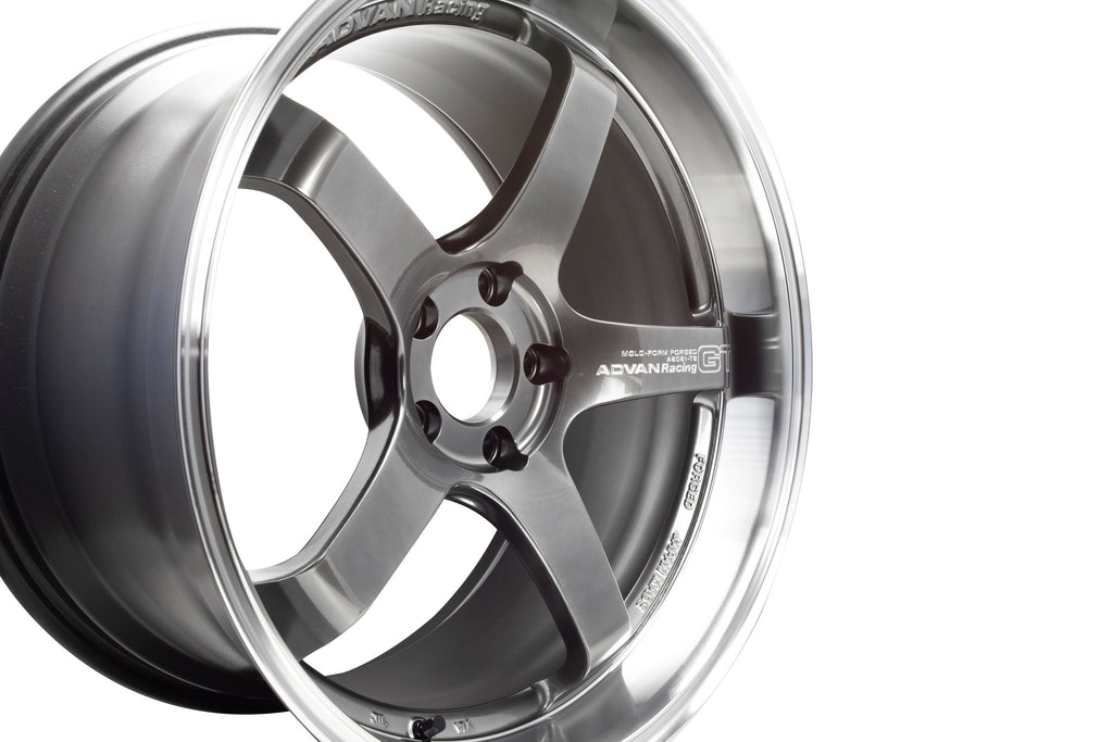 Advan Racing GT for Porsche - 19x9 / 19x12 / 5x130 - Machining & Racin ...