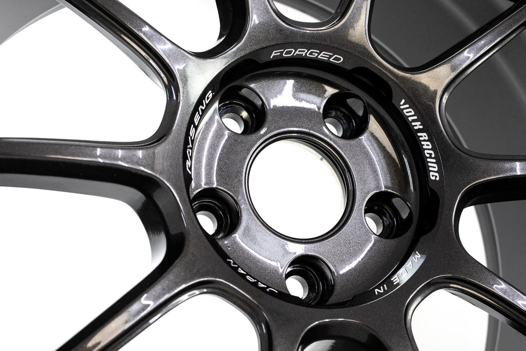 Volk Racing ZE40 M-Spec - 19x9.5 +22 / 19x10.5 +35 / 5x112 (A9x MKV Su ...