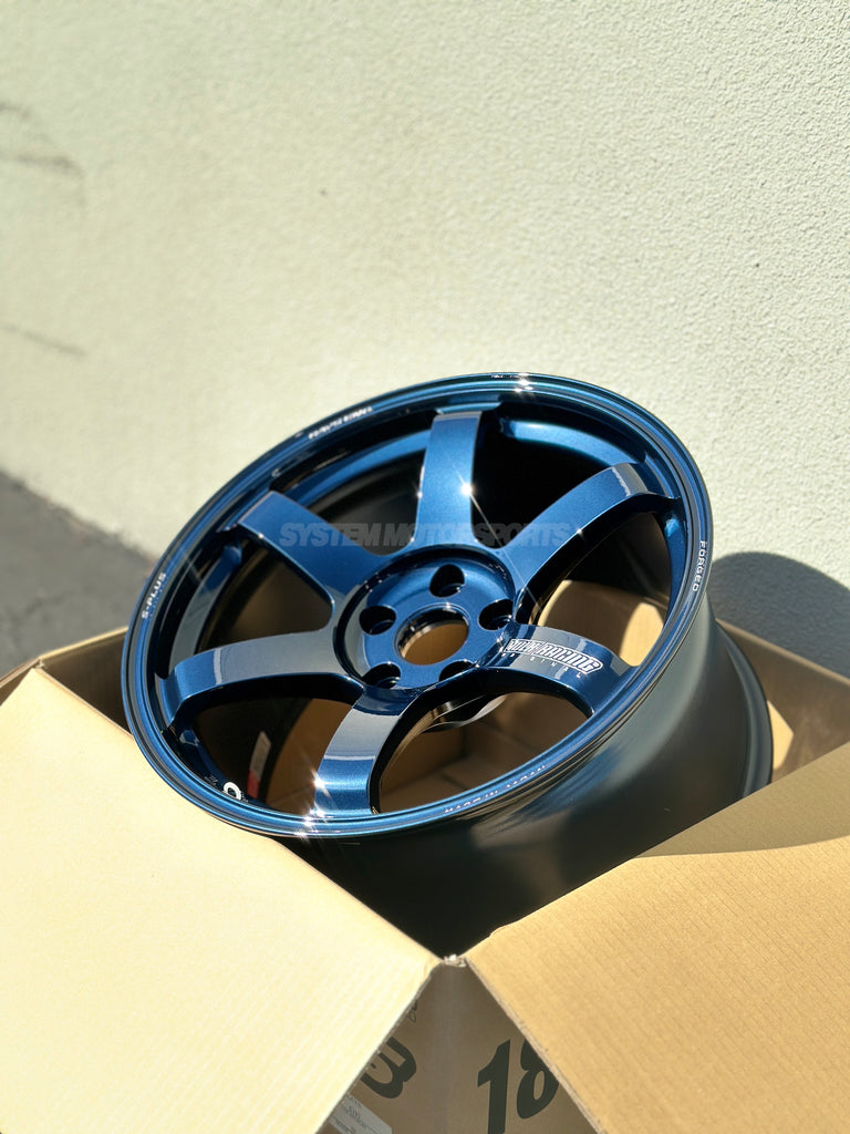 Volk Racing TE37 Saga S-Plus - 18x9.5 / +27 / 5x114.3 - Mag Blue (Tesl ...