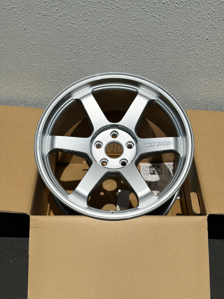 Volk Racing TE37 Ultra M-Spec - 20x10 / +30 / 5x114.3 - Diamond Silver ...