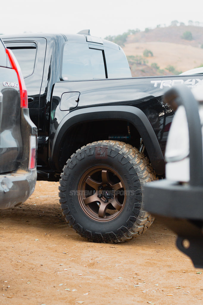 Gram Lights 57DR-X - 17x8.5 / -10 / 6x139.7 - Bronze (Tacoma/4Runner F ...