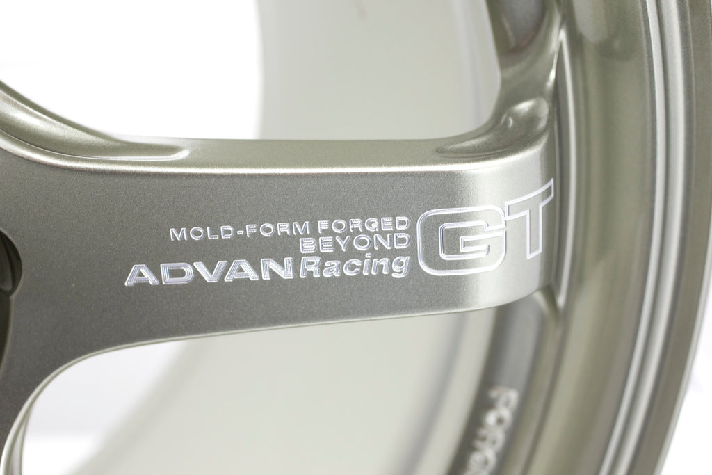 Advan Racing GT Beyond - 19x9.5 +25 / 19x10.5 +32 / 5x112 - Racing San ...