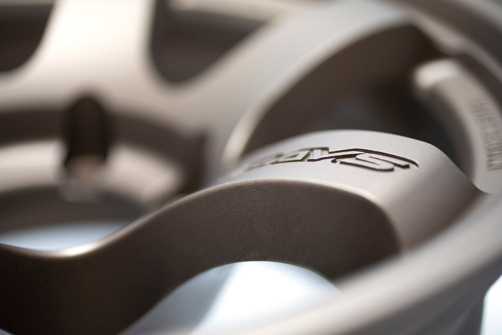 Gram Lights 57DR-X - 18x9 / +0 / 6x139.7 - Bronze (Tacoma/4Runner Fitm ...