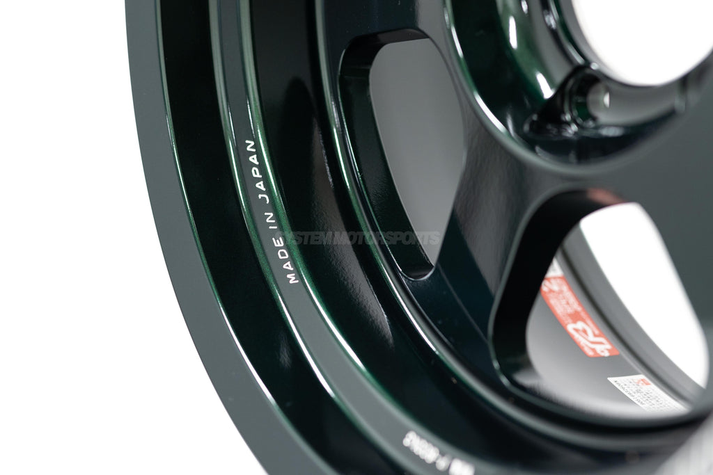 Volk Racing TE37XT M-Spec - 17x8.5 / -10 / 6x139.7 - British Racing Gr ...