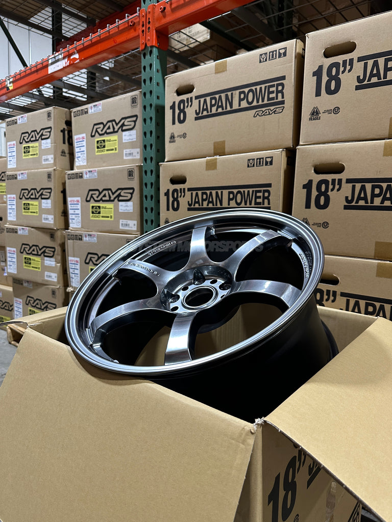 Gram Lights 57DR - 18x9.5 / +38 / 5x120 - Grace Silver *Set of 4 ...